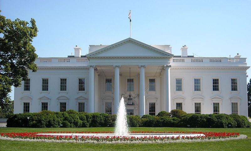 How to Contact the White House With a Message or Gift